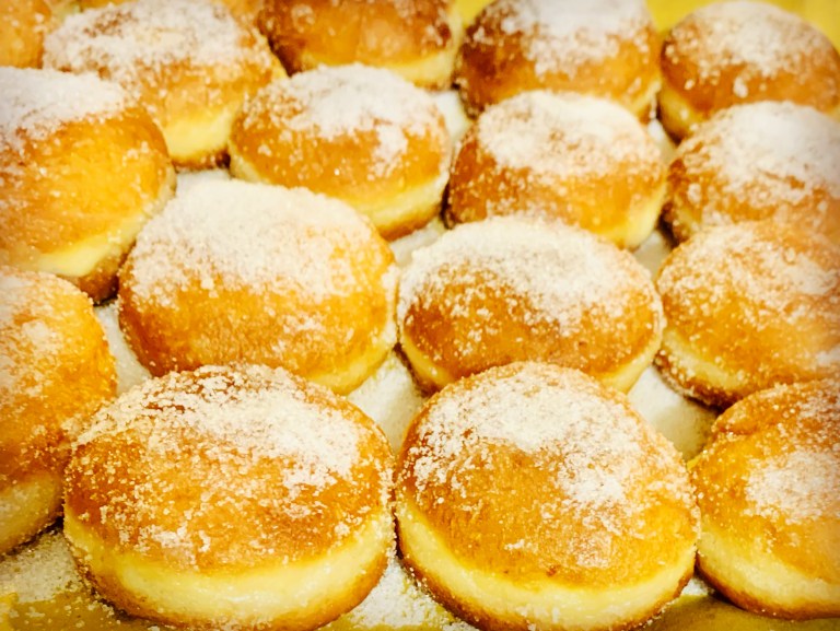 Bombolone con Crema al Limone – Cuore Bilancino
